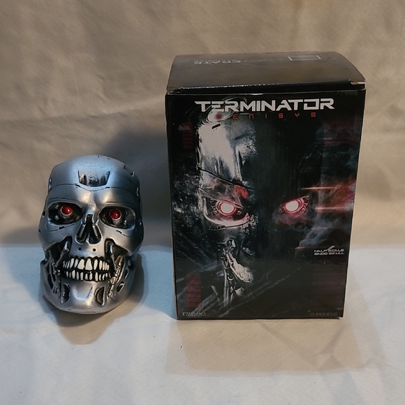 Loot Crate | Toys | Terminator Genisys Silver Skull Collectible | Poshmark